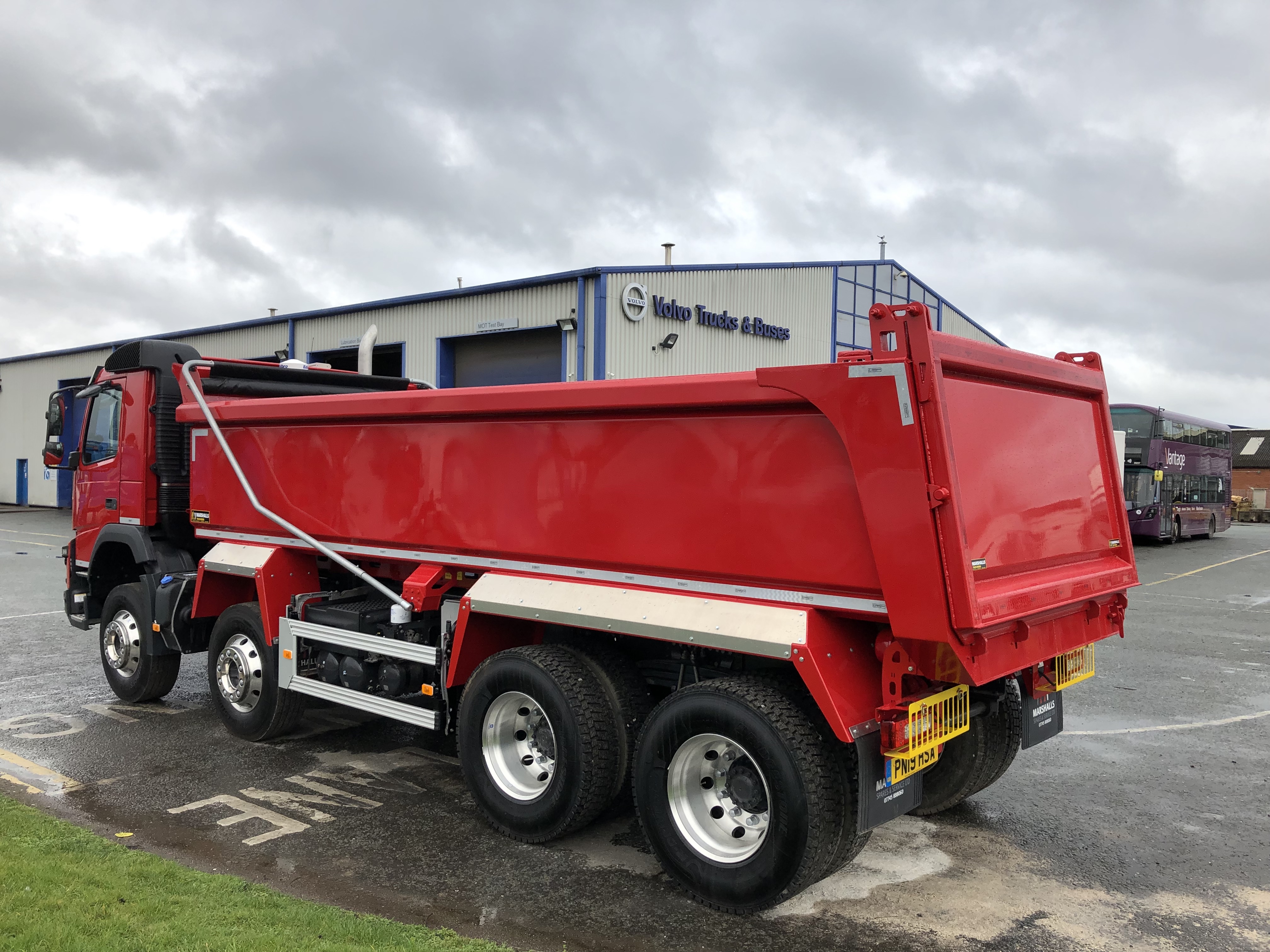 Volvo 8x4 Alan Sanderson - Marshalls Truck Bodies